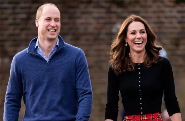 El príncep William i Kate Middleton han publicat oficialment les fotografies d'aniversari del príncep George