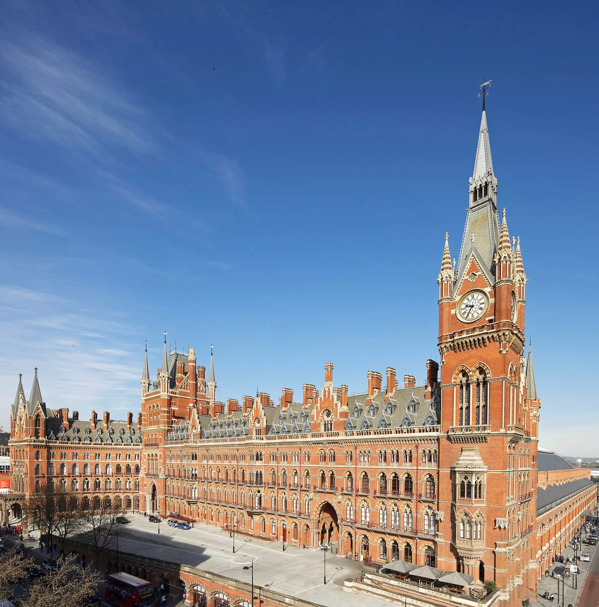 Spice Up You Life With The Wannabe Suite Package at St Pancras Hotel 15078_1