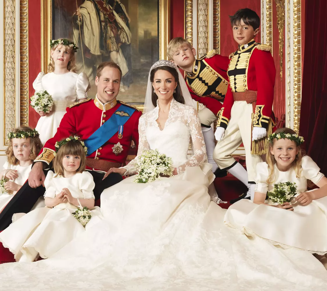De waarheid achter de trouwfoto van Kate Middleton en prins William 15126_1