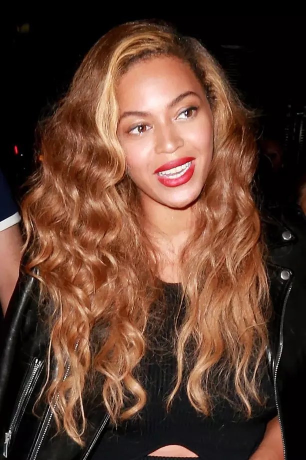 haarstyle vir lang hare Beyonce