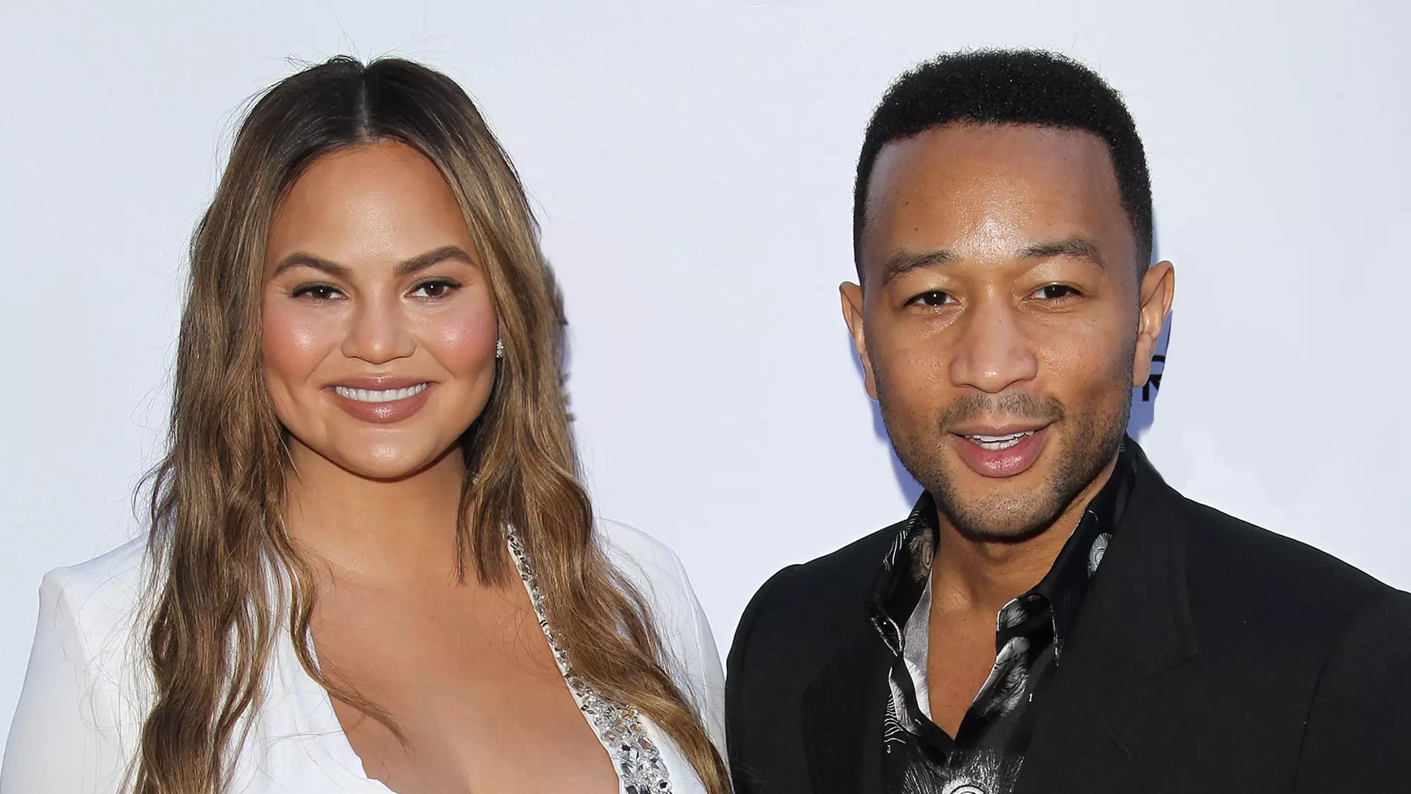 Adehun Chrissy Teigen Ti Nlọ Gbogun Fun Idi Iyalenu pupọ 16548_2