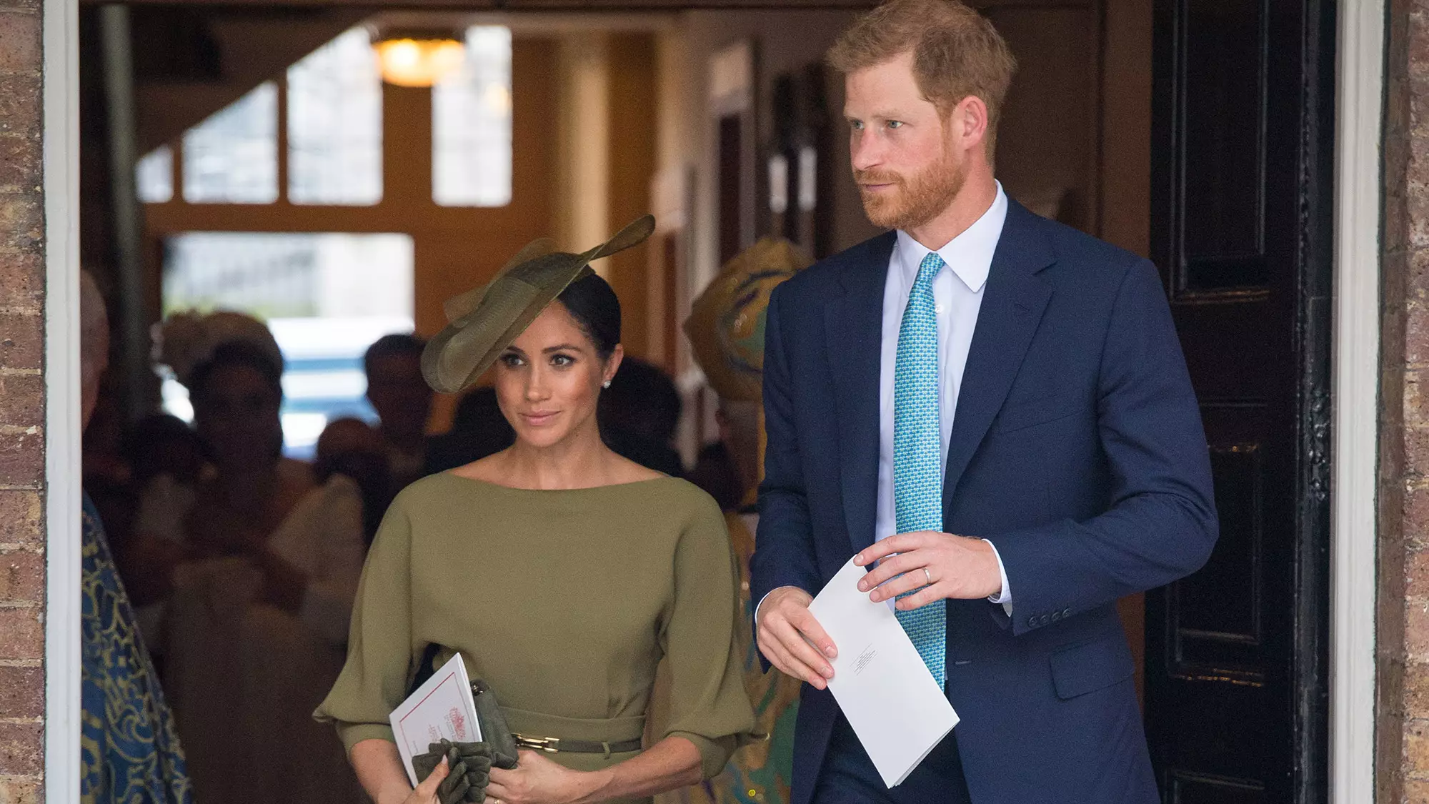 Meghan Markle ၏ကိုယ်ရေးကိုယ်တာလက်ထောက်သည် အလုပ်မှထွက်ပြီး လူတိုင်း စိတ်ရှုပ်ထွေးသွားကြသည်။ 16994_2