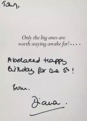 Aceasta este felicitarea de zi de naștere nepoliticoasă (și hilară) pe care Diana și-a trimis-o odată contabilului ei 17324_2