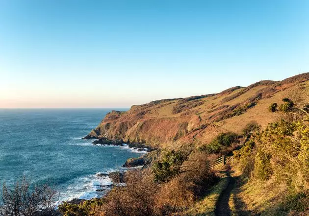 Birleşik Krallık'taki en iyi yürüyüş rotaları: South West Coastal Trail