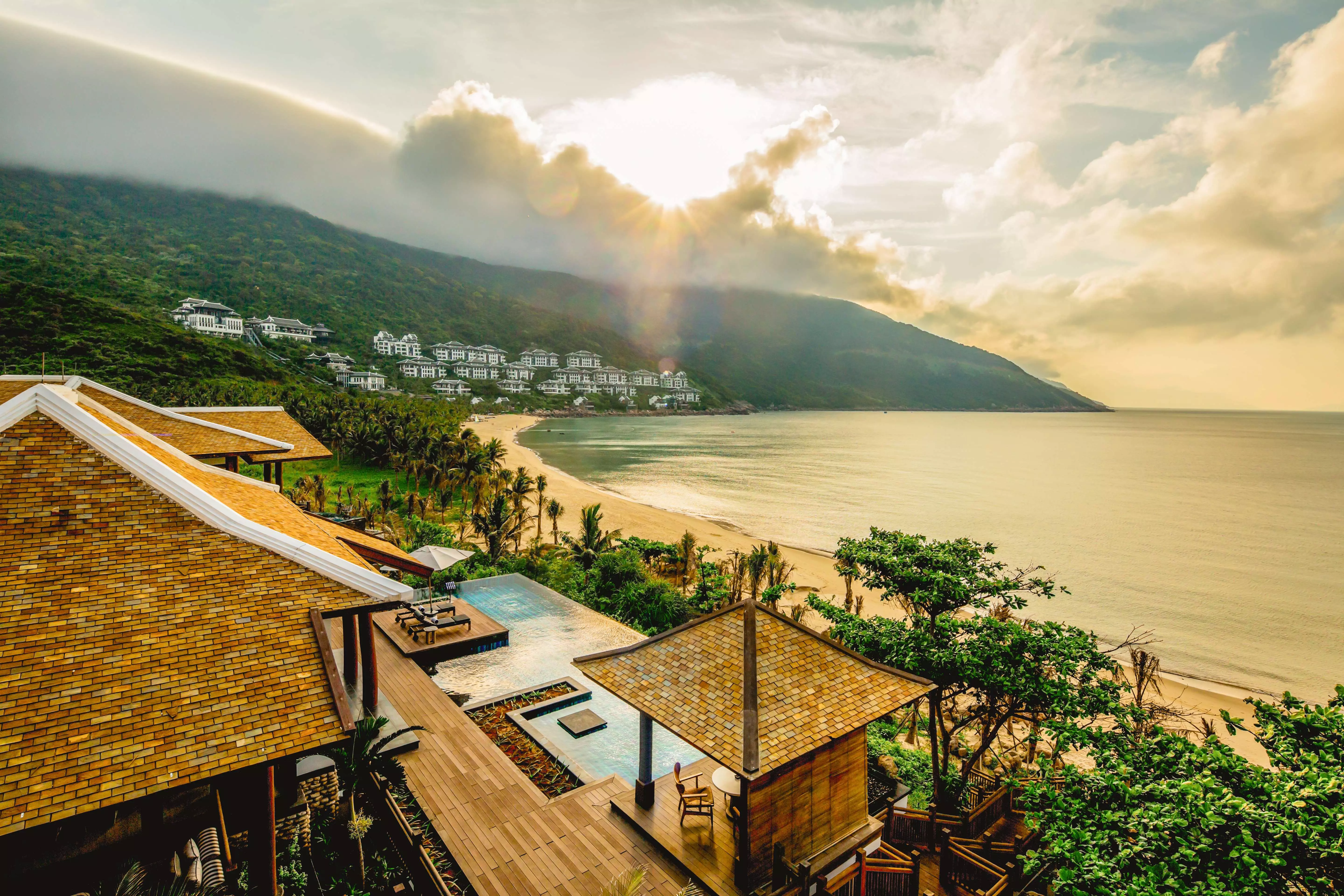 InterContinental Danang Sun Peninsula Resort: Добре дошли в най-подходящия за Instagram курорт във Виетнам 18164_1