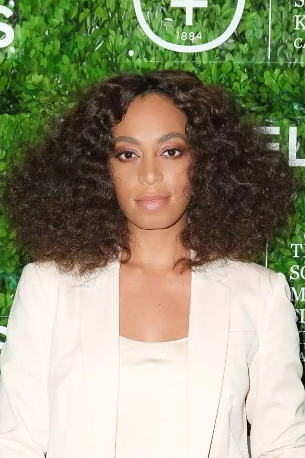 acconciature brune Solange Knowles