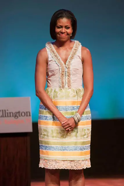 Michelle Obama | ပုံစံ အမြင့် နဲ့ နိမ့်တယ်။