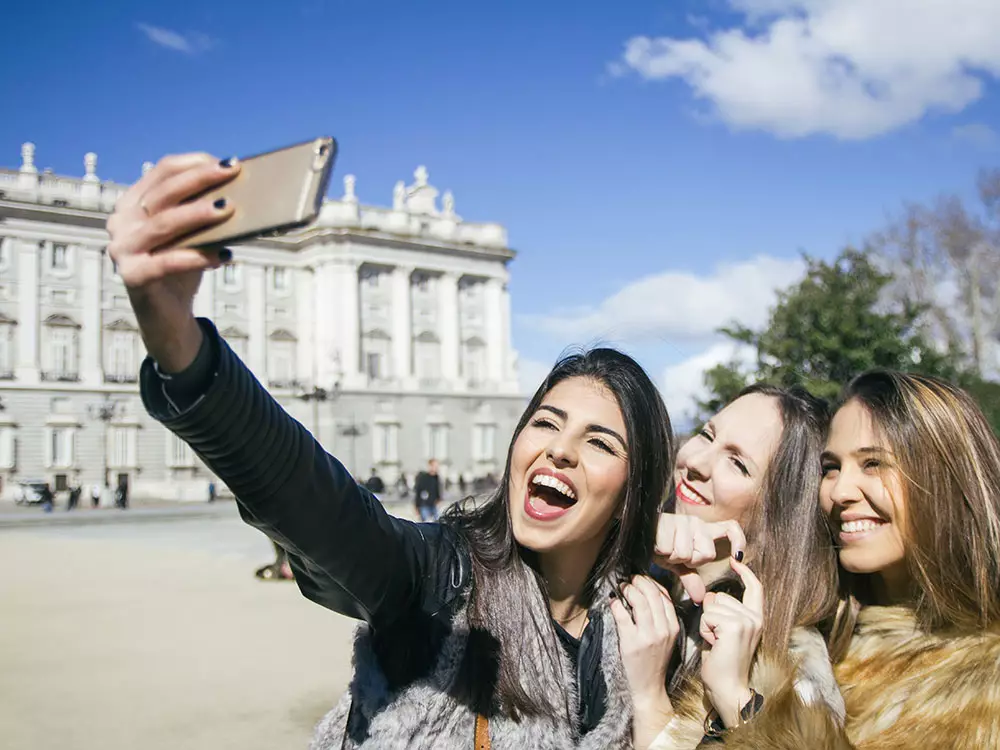 Las mujeres están diseñadas para hacer trampa, dice nuevo estudio 22801_2