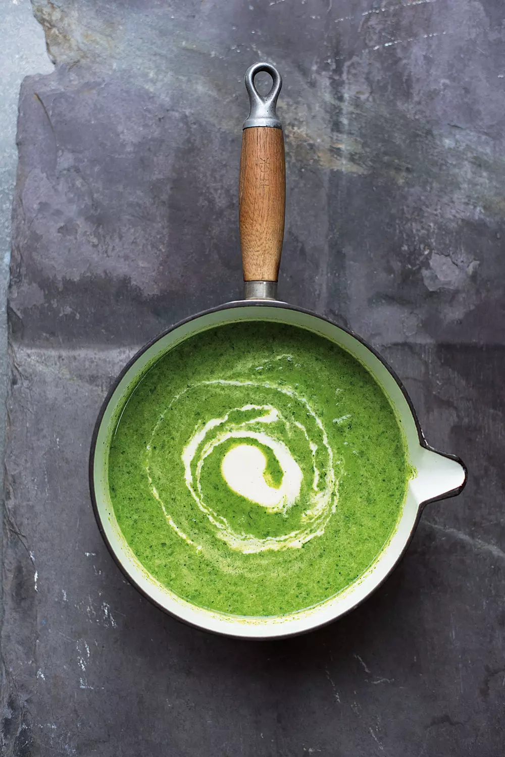 Amelia Freer Green Smoothie Recipe - The Ultimate Health Kick For 2016 24891_1