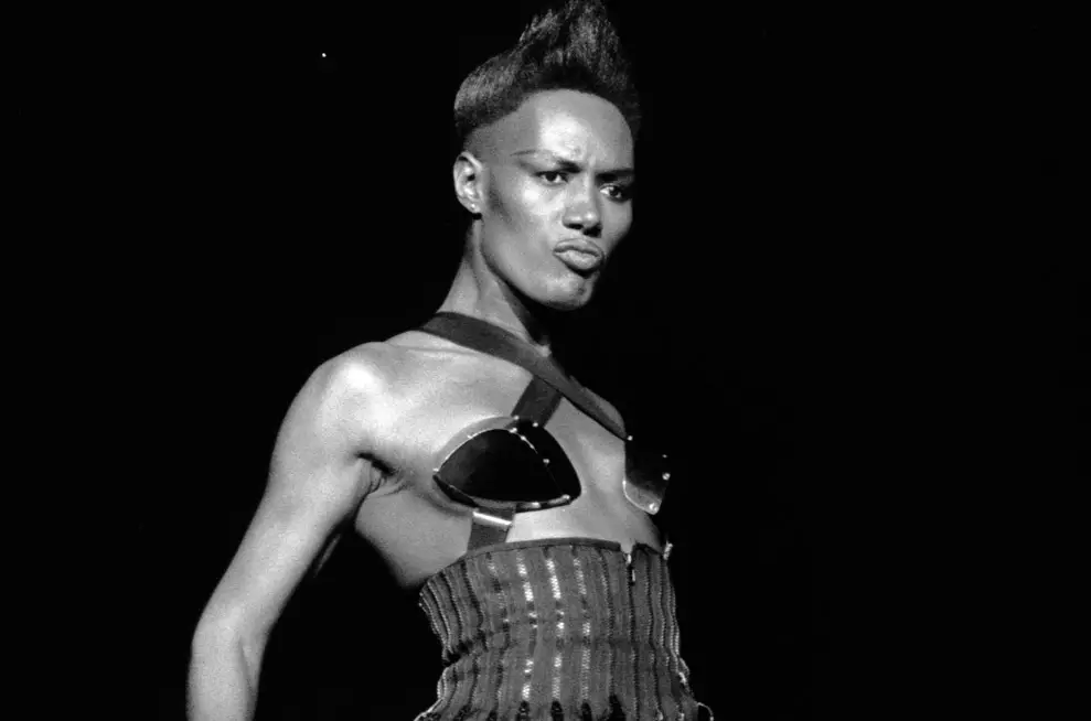 Grace Jones – Életrajz, élettörténet és képek 25134_1