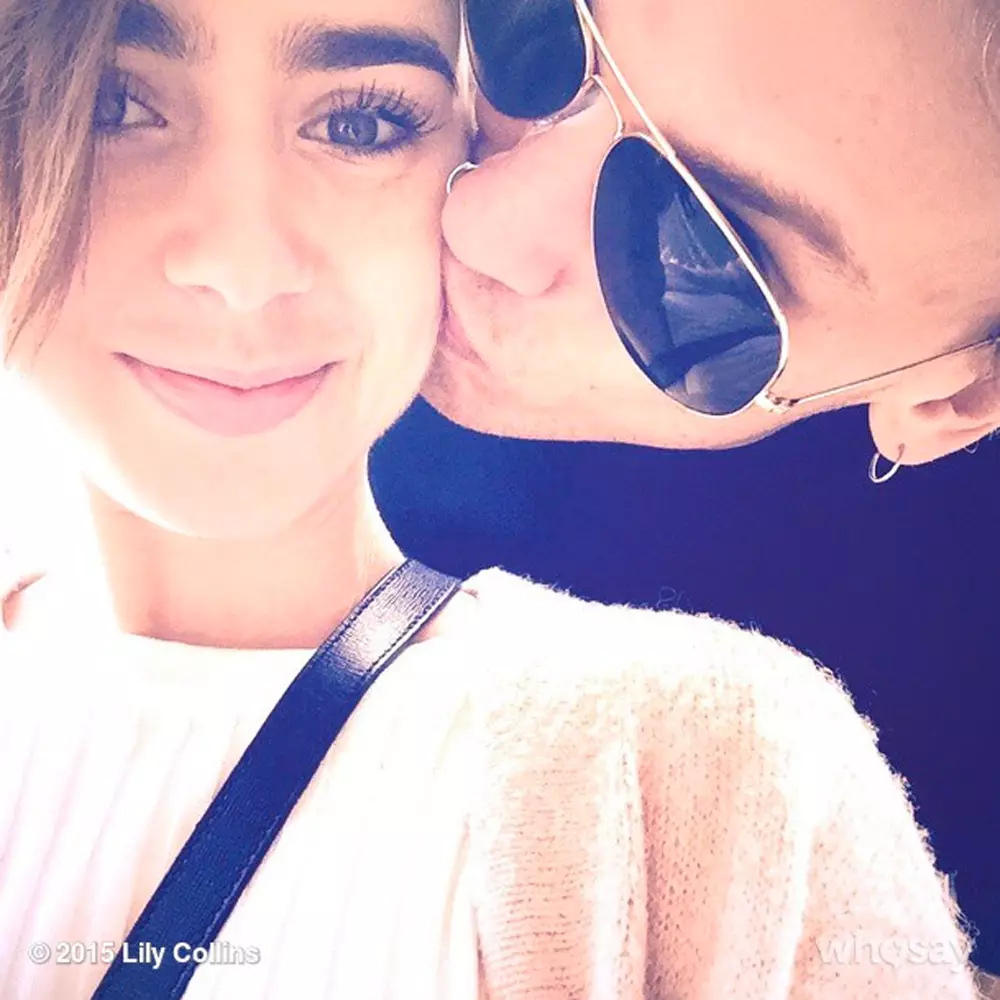 Lily Collins en Jamie Campbell Bower hebben zojuist aangekondigd dat ze weer samen zijn op de liefste manier 26897_1