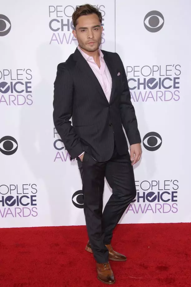 People's Choice Awards 2016 Red Carpet Photos