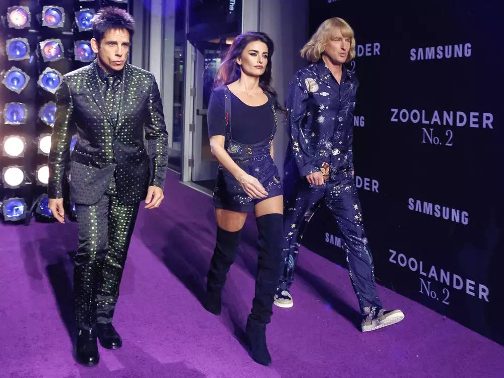 Jennifer Aniston u Kendall Jenner Jattendu Zoolander 2 Premiere 27922_1