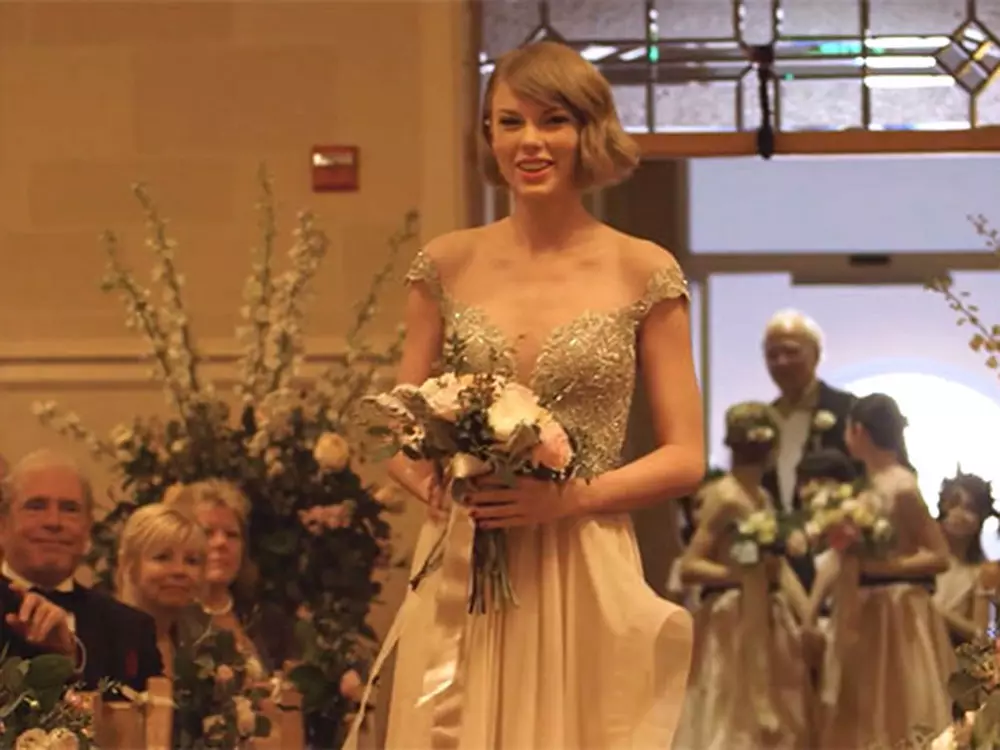 Naghatag si Taylor Swift og Maid of Honor Speech Para sa Kasal ni Higala nga si Brittany Maack 28265_2