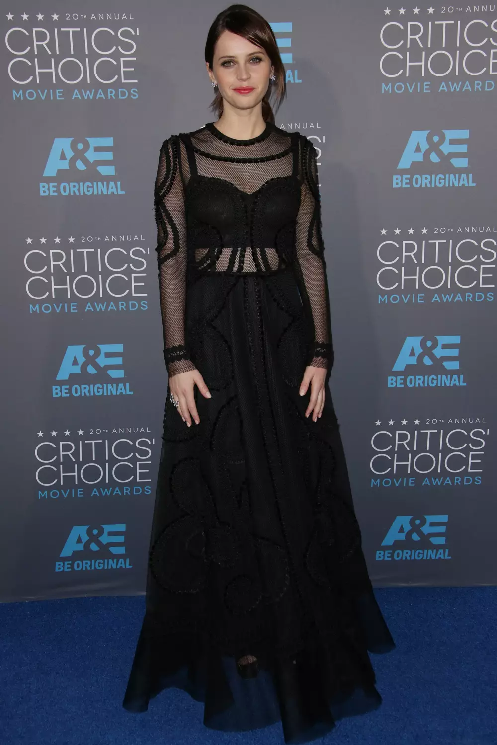 Critics Choice Awards 2015: Frá Jennifer Aniston til Angelinu Jolie, þetta er best klæddu rauða teppið okkar listi 29074_8
