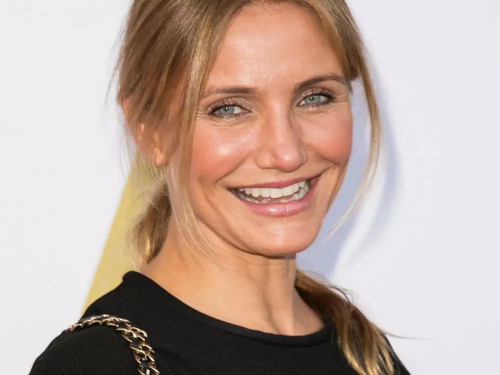 Yuav Ua Li Cas Thiaj Li Raws Li Cameron Diaz 29316_4