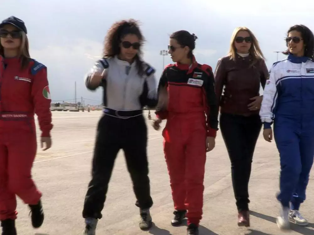 Speed Sisters: Madonna's Film About Middle Eastern Girl Racers 30089_1