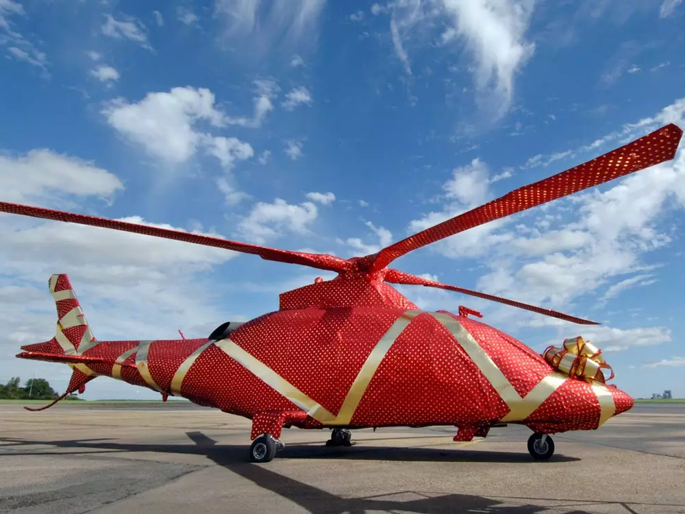 El príncep Guillem rep un helicòpter pel seu aniversari 30250_1