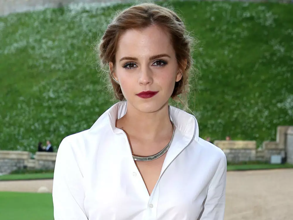 Emma Watson 身着 Ralph Lauren 出席威廉王子慈善晚宴 30686_1