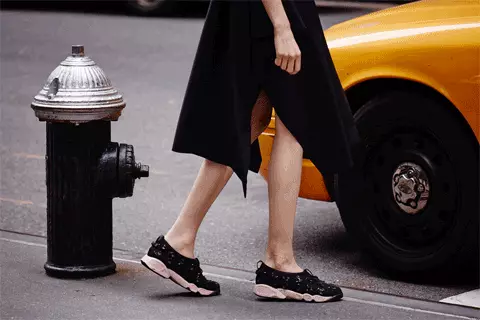 Christian Dior Couture Trainers - Tạo Video Và GIF 30726_2