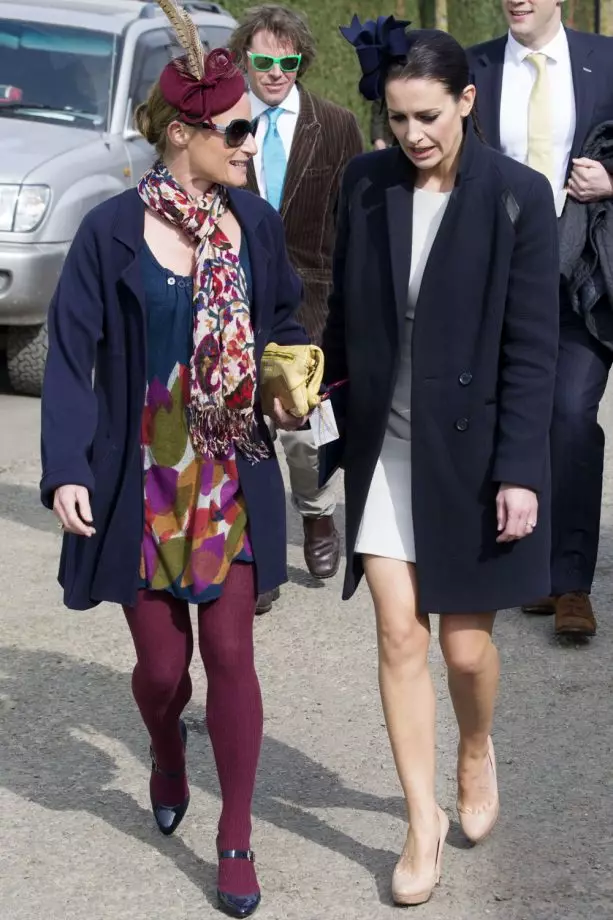 Dolly Maude และ Kirsty Gallacher ที่ The Cheltenham Races 2014
