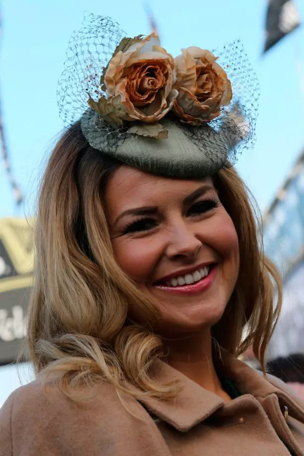 2014 年切爾滕納姆音樂節的帽子