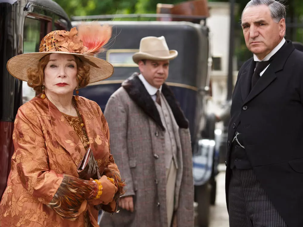 Bets On Kanggo Natal Luwih Serem Ing Downton Abbey 31293_3