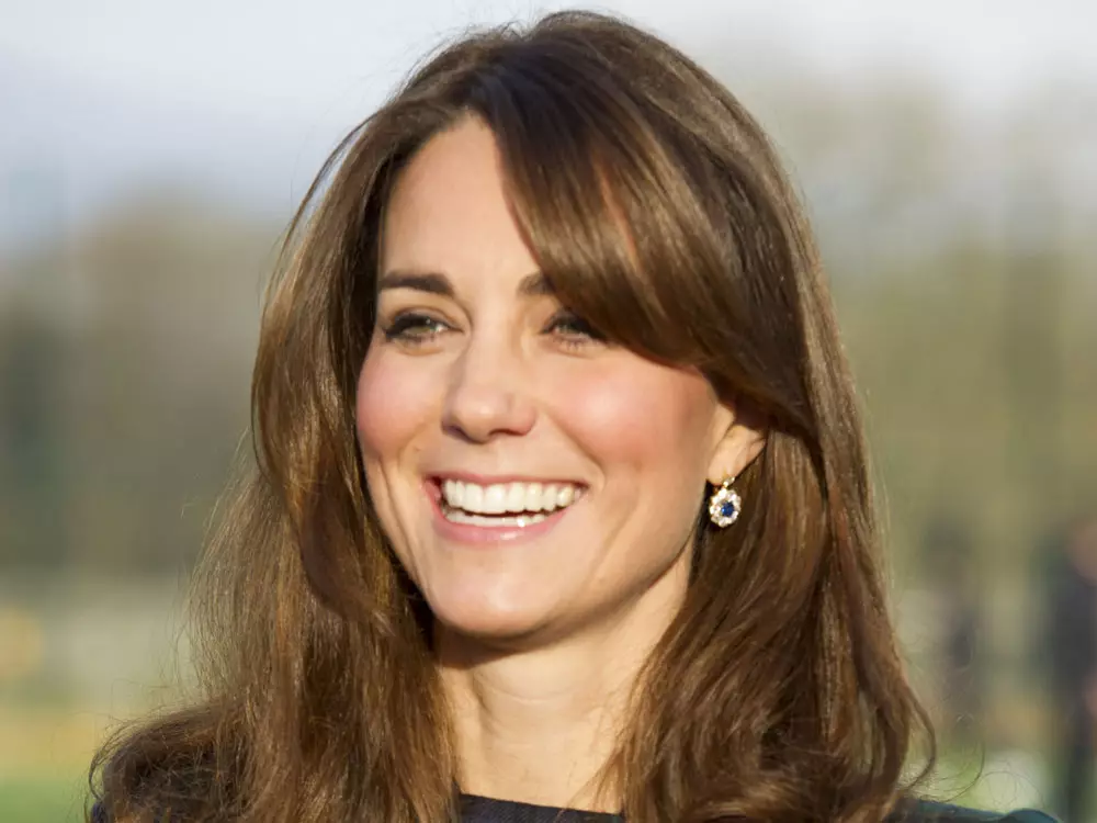 Kate Middleton'ın Kraliyet Tarzı Neden Hala Moda Gündeminin En Başında? 31394_2