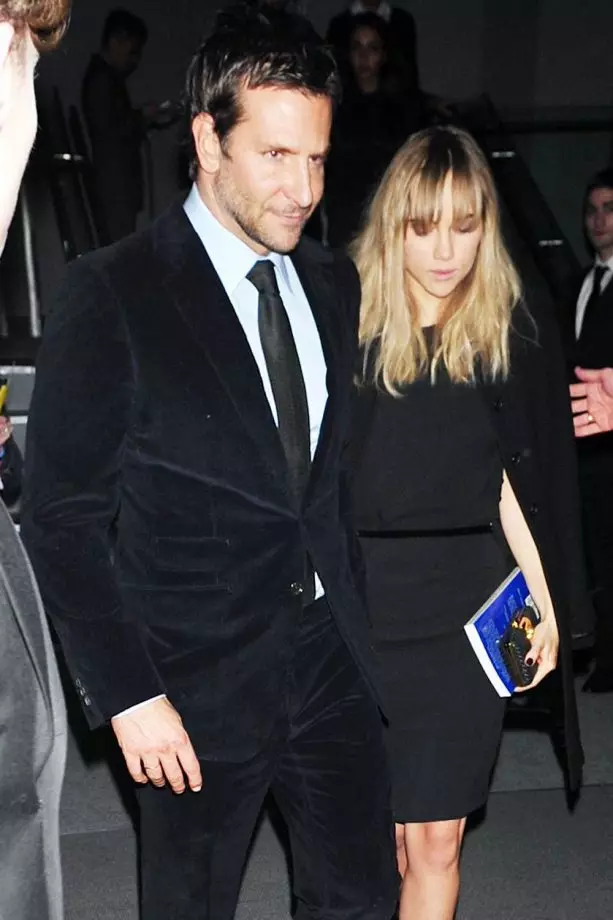 Bradley Cooper i Suki Waterhouse na reviji Toma Forda, London Fashion Week