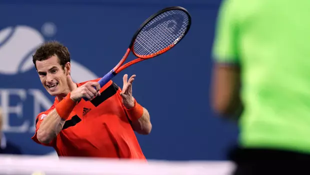 Kim Sears ຊົມເຊີຍແຟນ Andy Murray ໃນຮອບທໍາອິດຂອງ US Open 31675_3