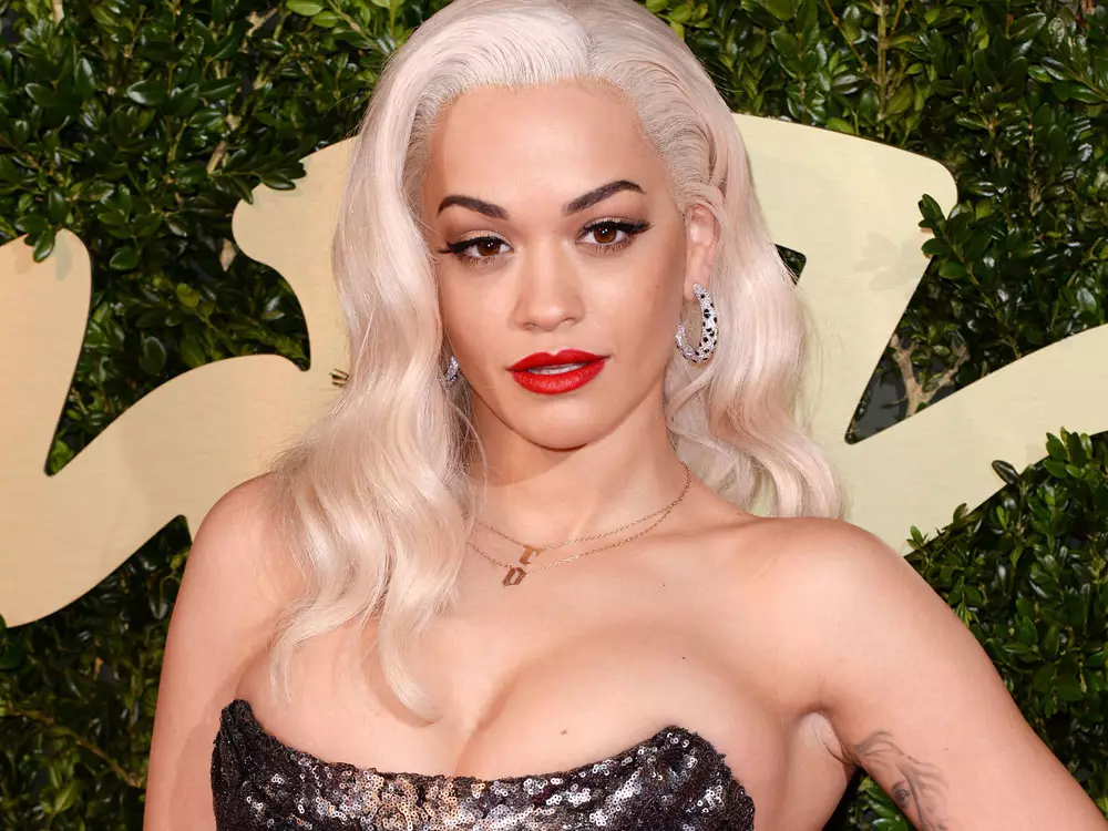 Film Padesát odstínů šedi: Rita Ora se připojí k Jamiemu Dornanovi a spol 31756_2