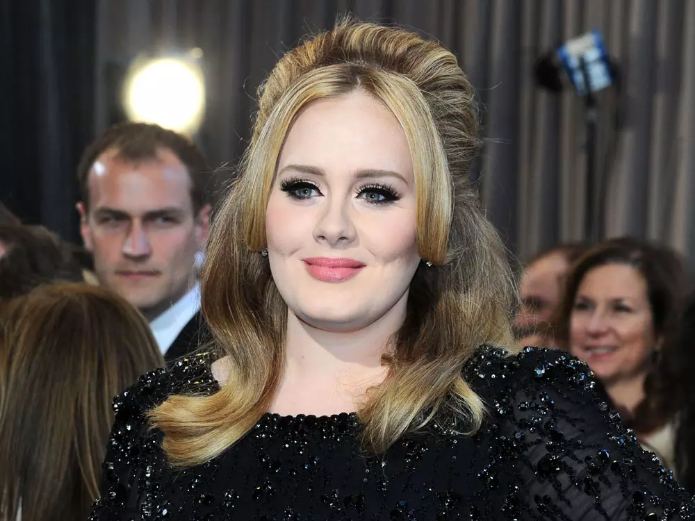Adele wygłasza zaskakujące oświadczenie o macierzyństwie 31757_3