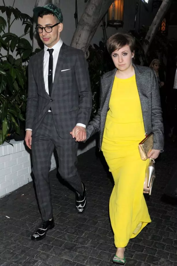 Mataas at Mababa sa Estilo ng Lena Dunham