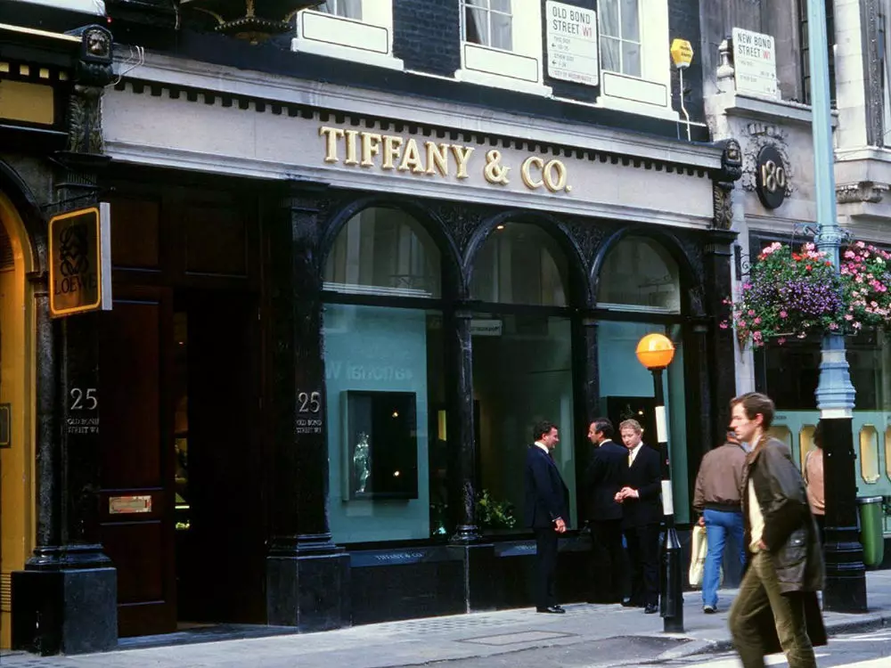 Tá sé Oifigiúil, Clár Faisnéise Tiffany & Co Ag Teacht 31778_1