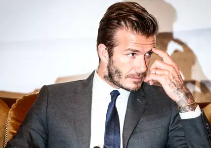 „Davidas Beckhamas turėtų būti Džeimsas Bondas“, sako Victoria Beckham 32098_2