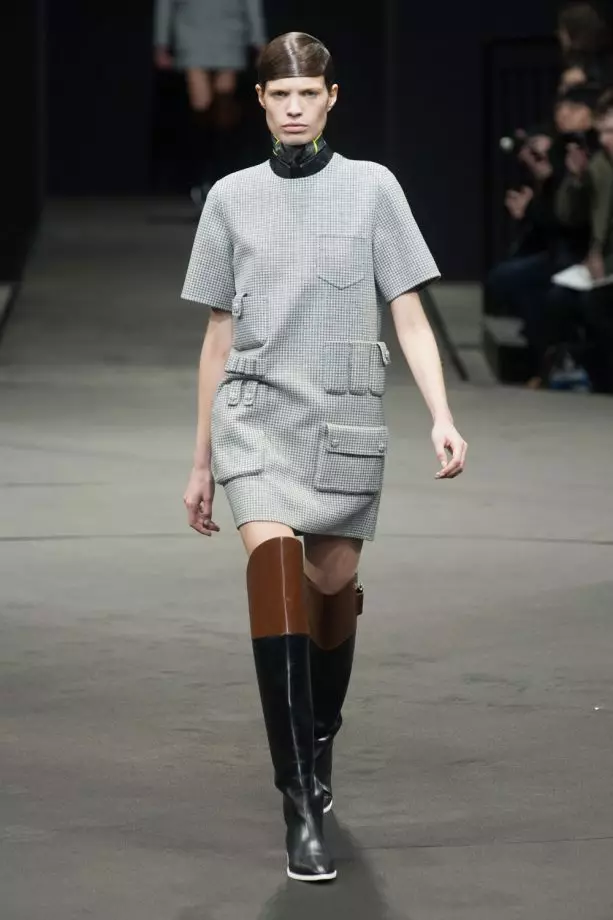 Alexander Wang Mgbụsị akwụkwọ/Winter 2014 Gosi na New York Ejiji Izu