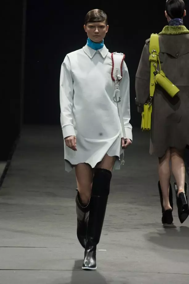 Alexander Wang Mgbụsị akwụkwọ/Winter 2014 Gosi na New York Ejiji Izu