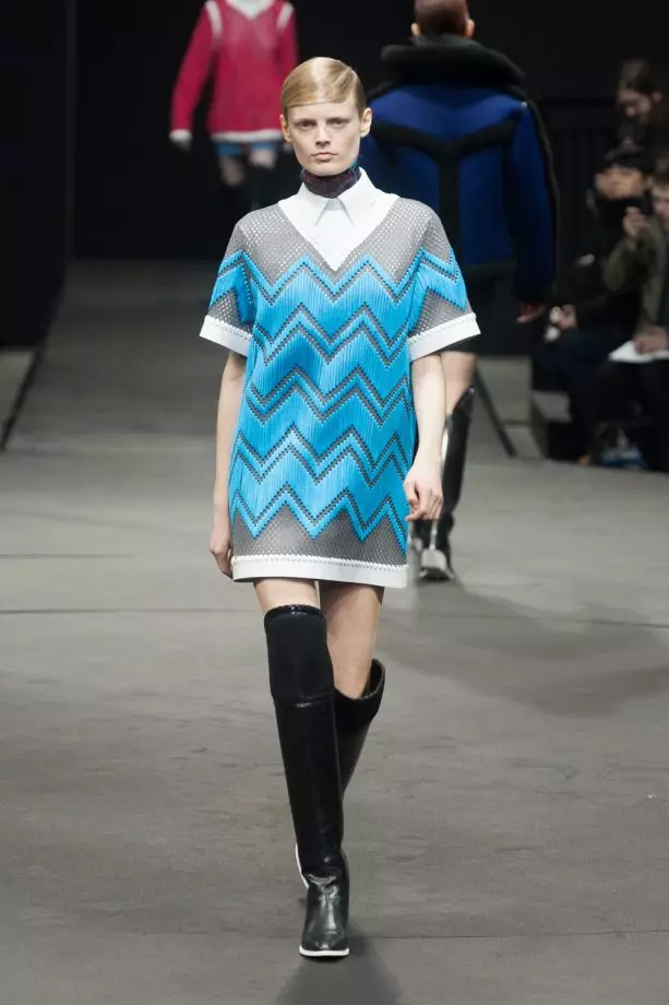 Alexander Wang Mgbụsị akwụkwọ/Winter 2014 Gosi na New York Ejiji Izu