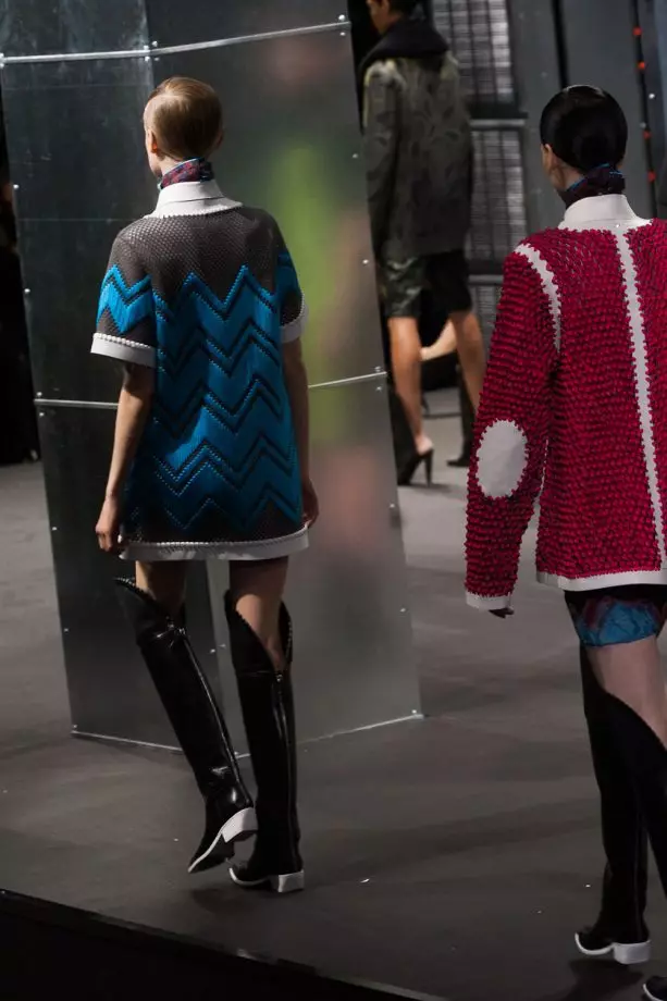 Alexander Wang Mgbụsị akwụkwọ/Winter 2014 Gosi na New York Ejiji Izu