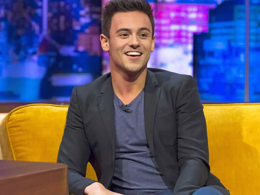 Tom Daley ayaa shaaca ka qaaday sida uu ula qaatay Christmas-kiisii ugu horeeyay saaxiibkii Dustin 32189_1