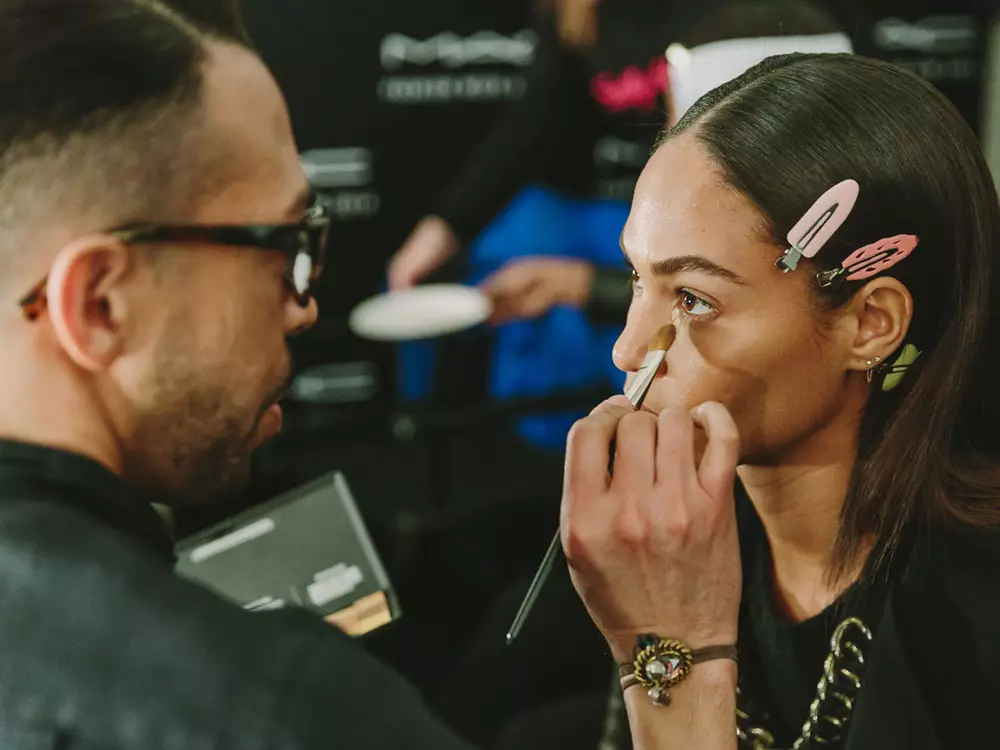 New York Fashion Week Backstage Beauty: moeiteloos ongedaan gemaakt 32376_1