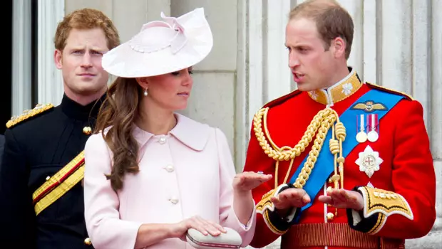 Royal Baby: Gihatag ni Prinsipe Charles ang Duchess sa Pagbisita sa York 32471_3