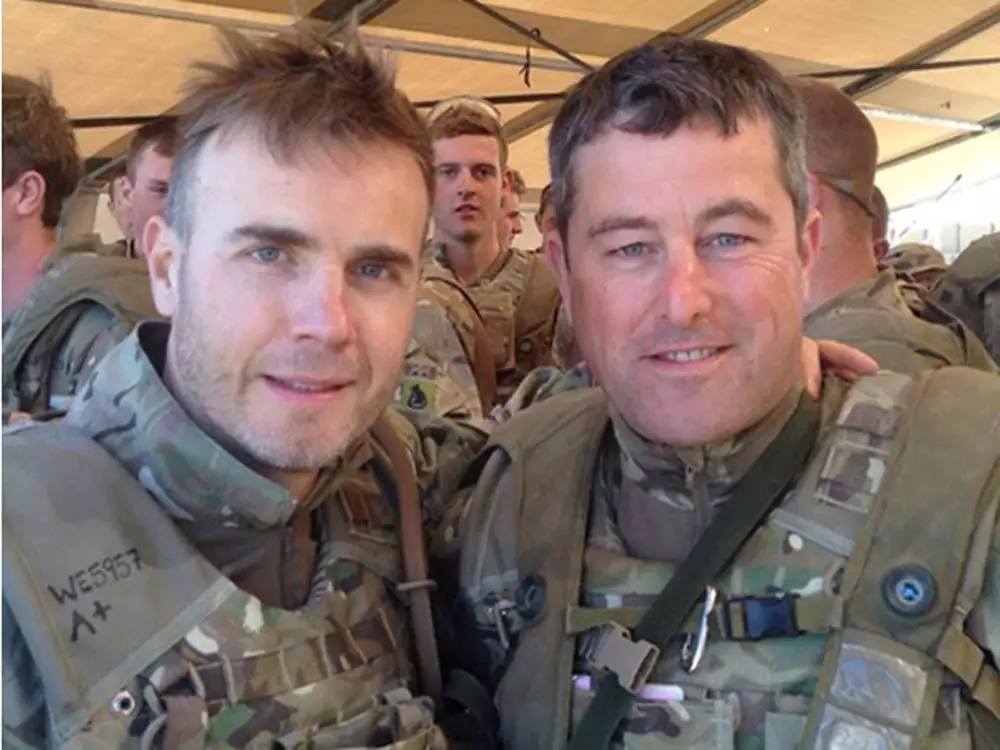 Gary Barlow ee Afgaanistaan: Sheekada u guuri doonta UK 32541_2