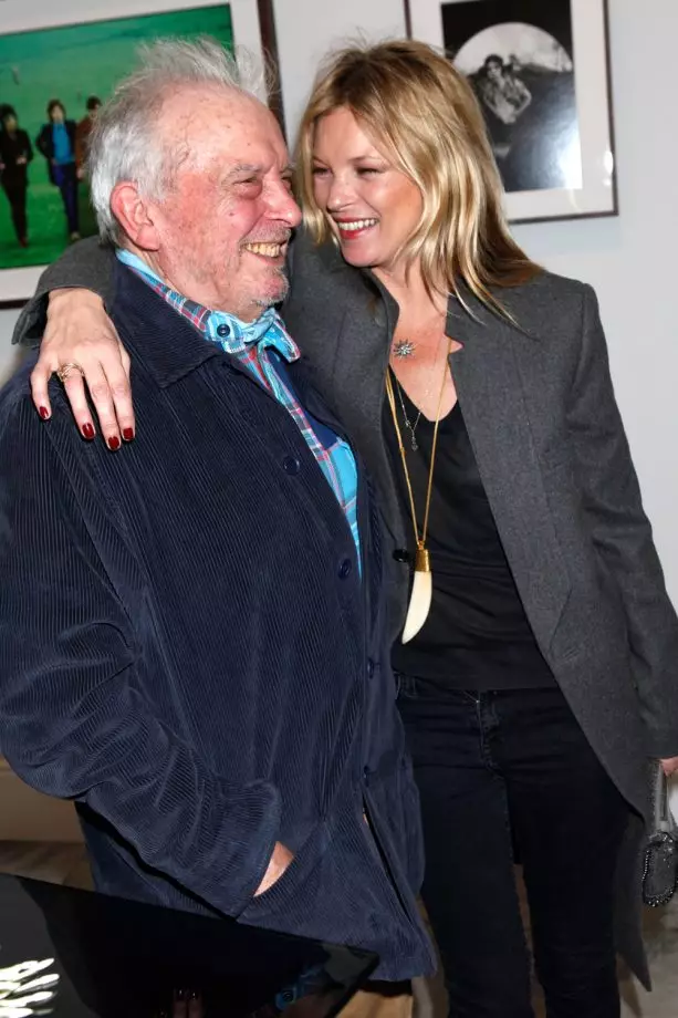 Kate Moss y David Bailey en la exposición Stardust de David Bailey