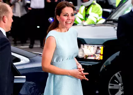 Kate Middleton Ta Shirya Don Ziyarar Zuwa Studios na Harry Potter 32724_2