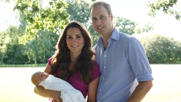 威廉王子带着凯特和乔治王子在戴安娜母亲逝世周年纪念日探望他的亲戚 32879_1