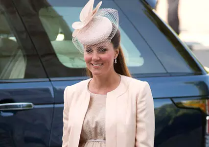 Kate Middleton dia handray ny sakafo hariva Gala alohan'ny fialan-tsasatra 33352_2