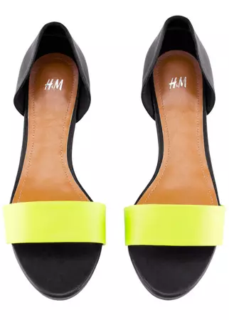 H&M tekis sandallari, £12,99