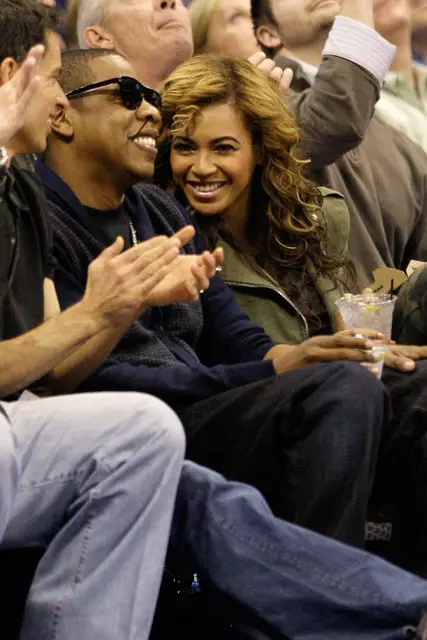 Beyoncé an Jay-Z - Relatioun op Fotoen - bestuet - Puppelchen