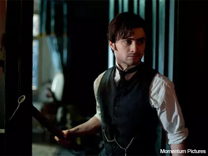 Daniel Radcliffe yn The Woman in Black Crop - bwyell, Marie Claire, ffilm, lluniau llonydd